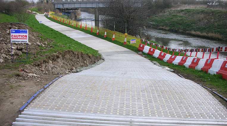 Steerable Panels Roadway Hire | TPA - Portable Roadways